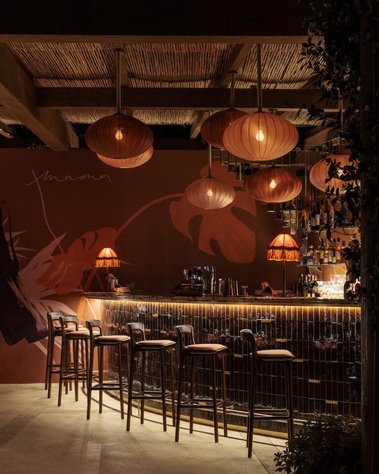 Maison Saman : Mobilier sur Mesure Et Collections Limitées.